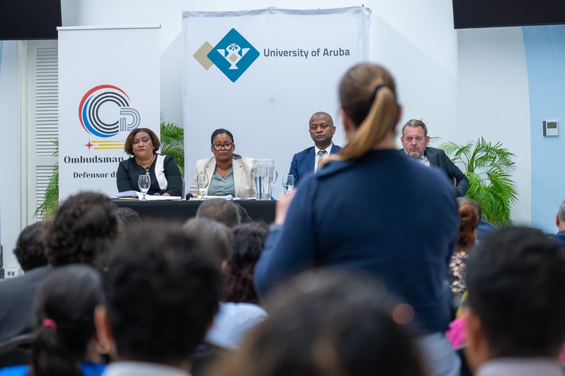 A successful presentation of the Ombudsmen of the Dutch Kingdom at the ...